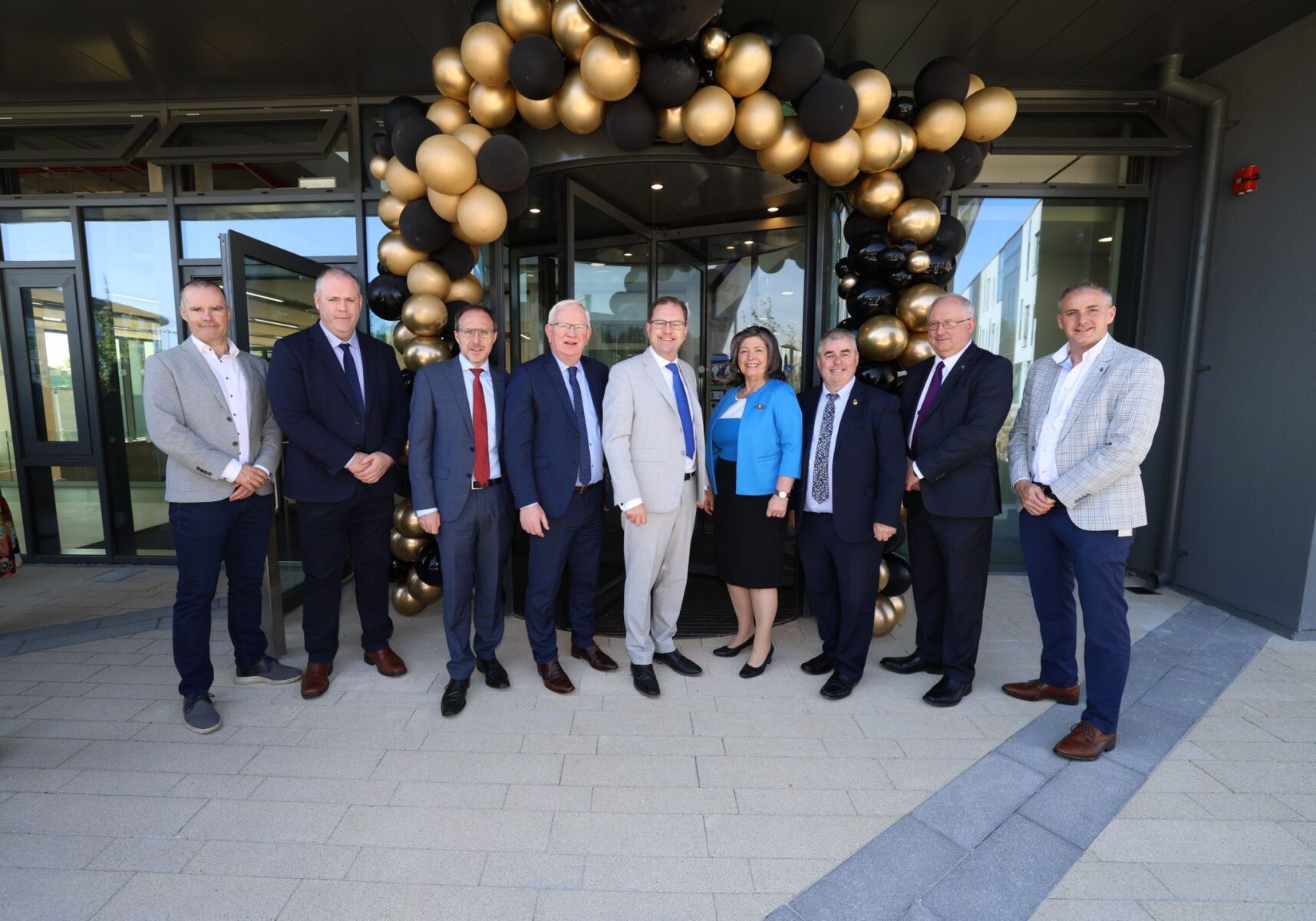 Minister Lawless officially opens the new STEM building in TUS, Athlone ...