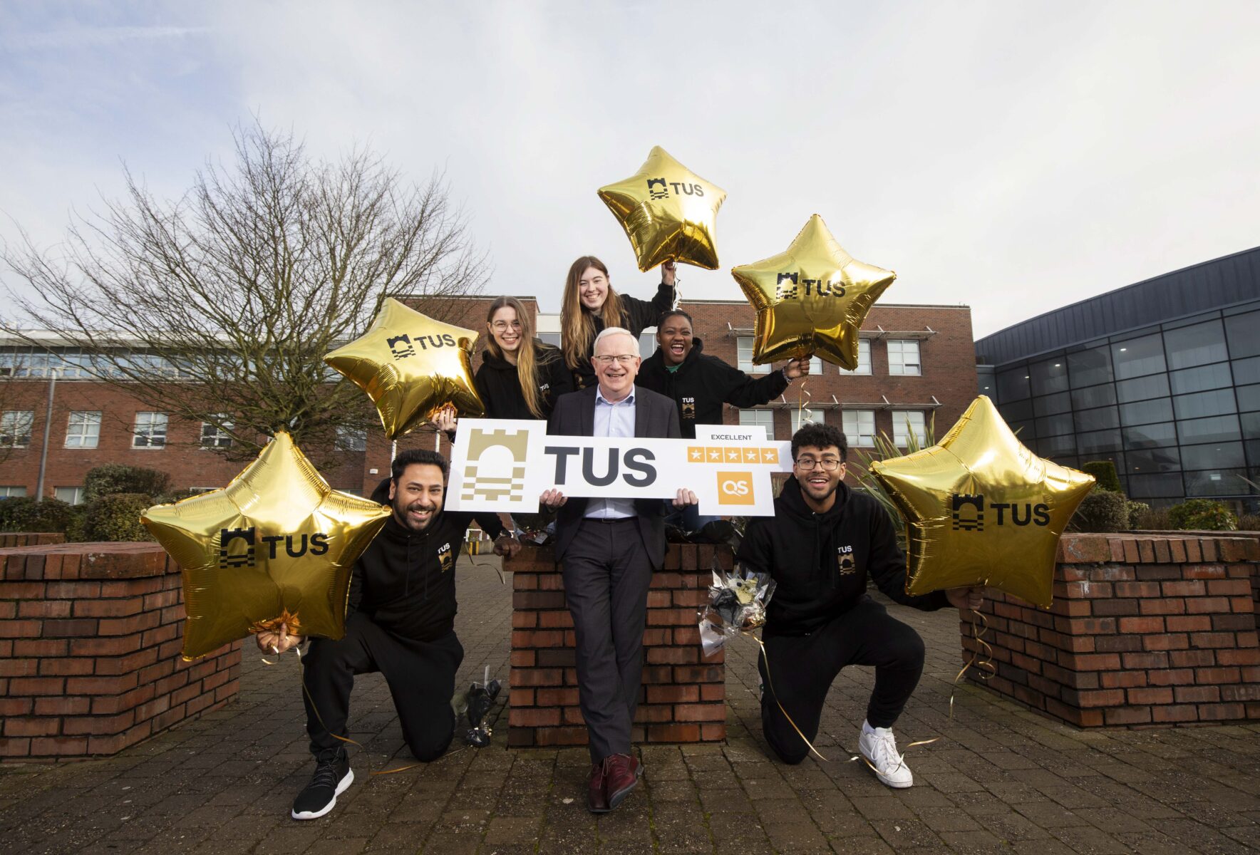 TUS on Top of the World as it Achieves QS 5 Star Rating - TUS
