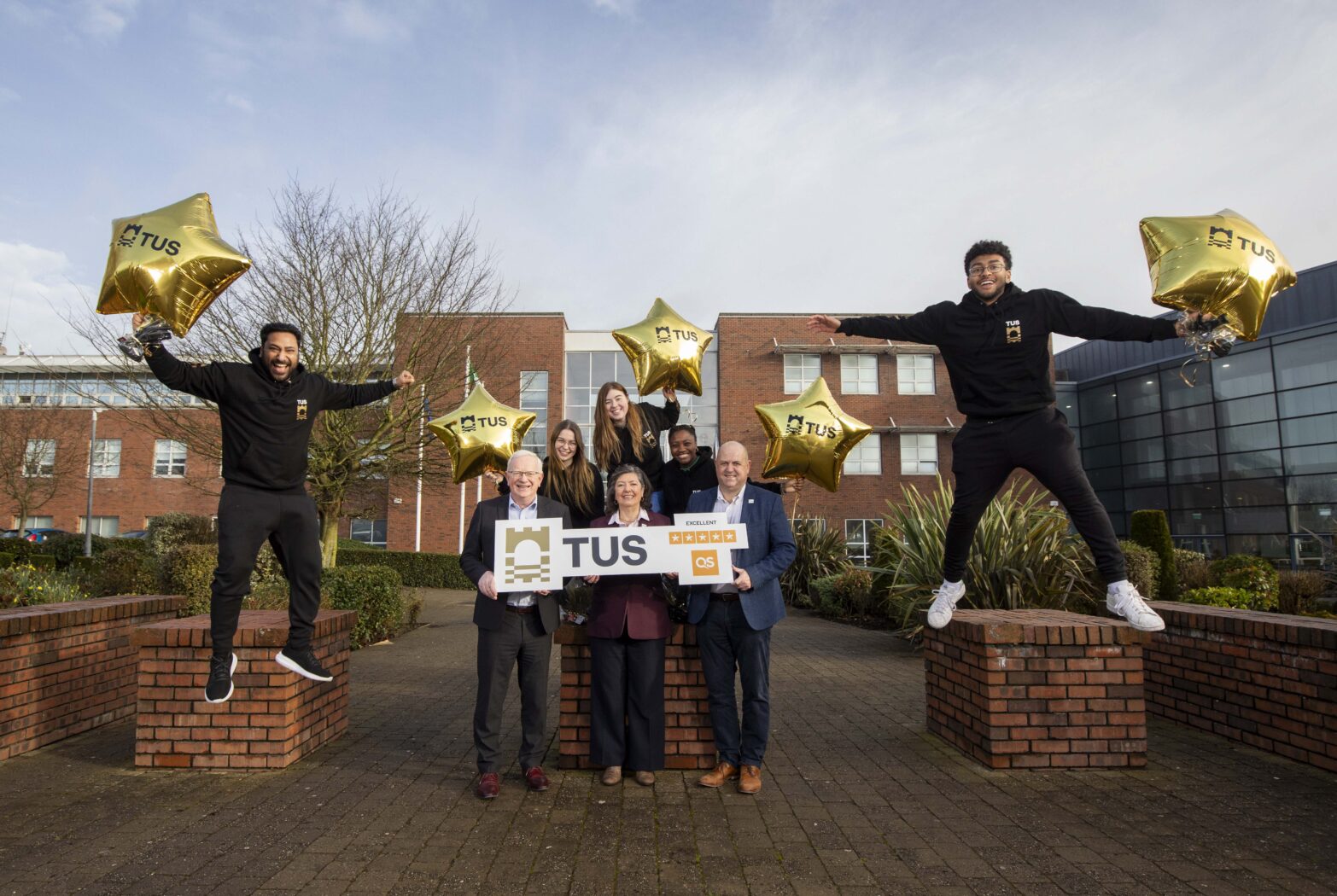 TUS on Top of the World as it Achieves QS 5 Star Rating - TUS